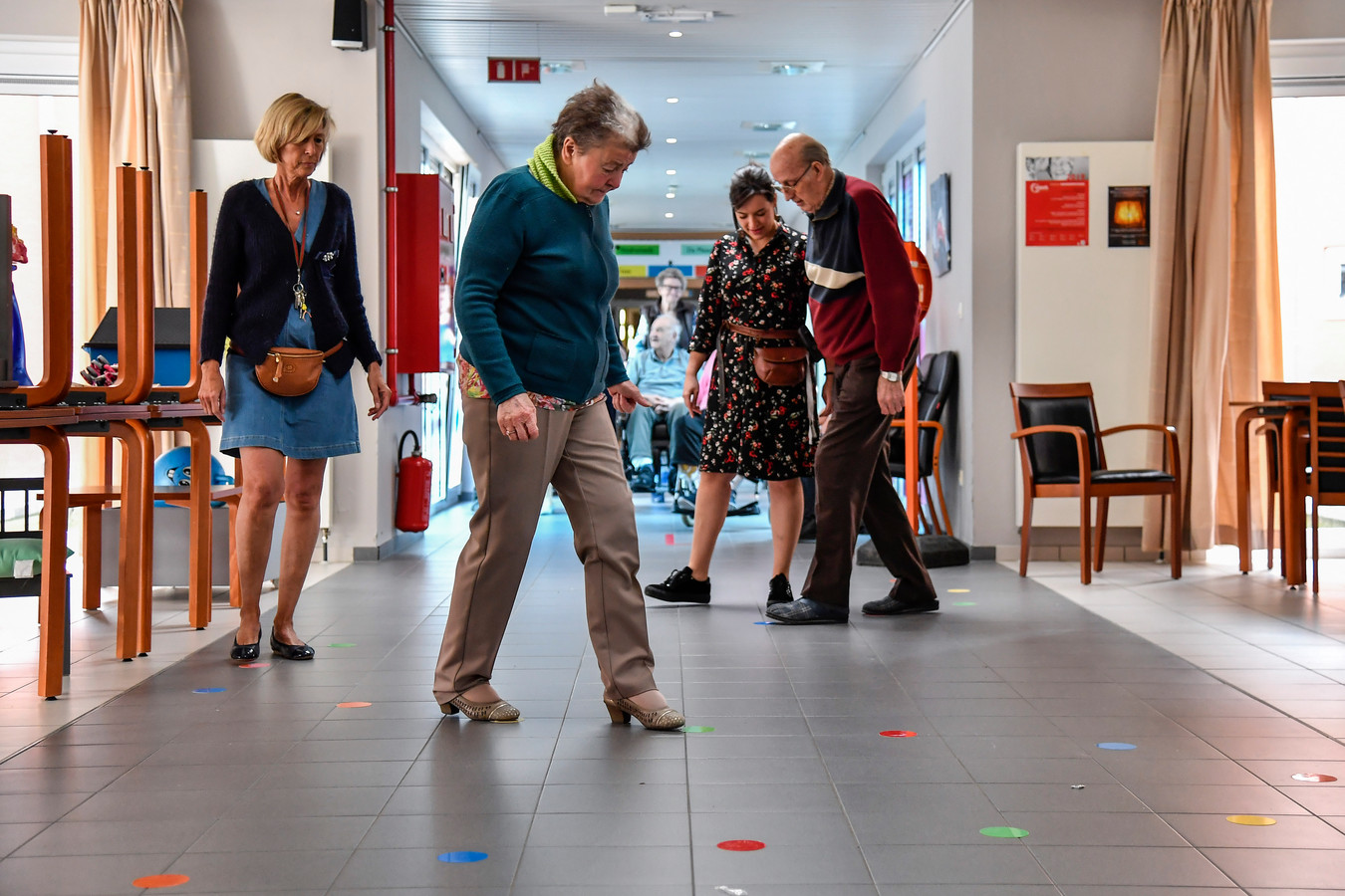 Tips tegen vallen tijdens Week van de Valpreventie | Foto | hln.be