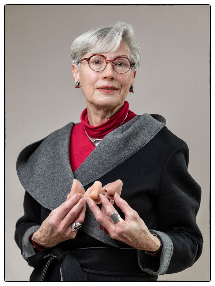 Els krijgt elk half jaar een nieuwe neus en niemand die het ziet ...