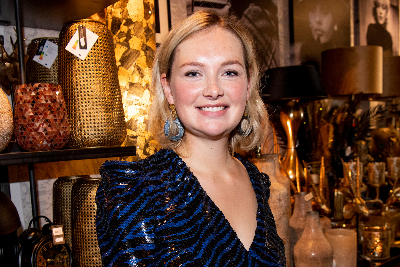 Chateau Bijstand-ster Maxime Meiland koopt soms ‘per ongeluk’ een trui ... Chateau Bijstand-ster Maxime Meiland koopt soms ‘per ongeluk’ een trui ...