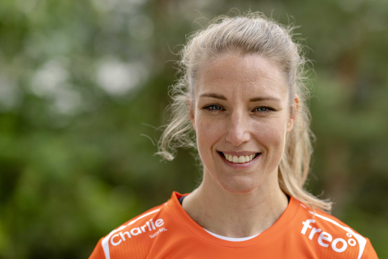 Groot met Oranje-handbalsters naar Olympische Spelen | Foto | AD.nl