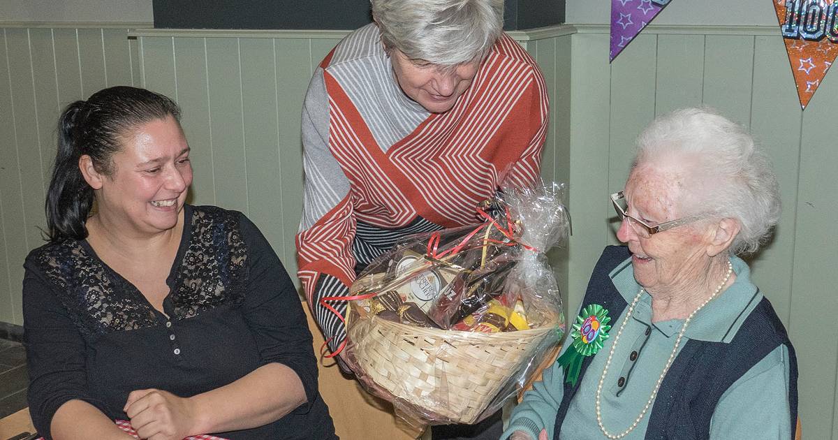Josephine (99) krijgt op Verloren Maandag al eerste verjaardagscadeau ...