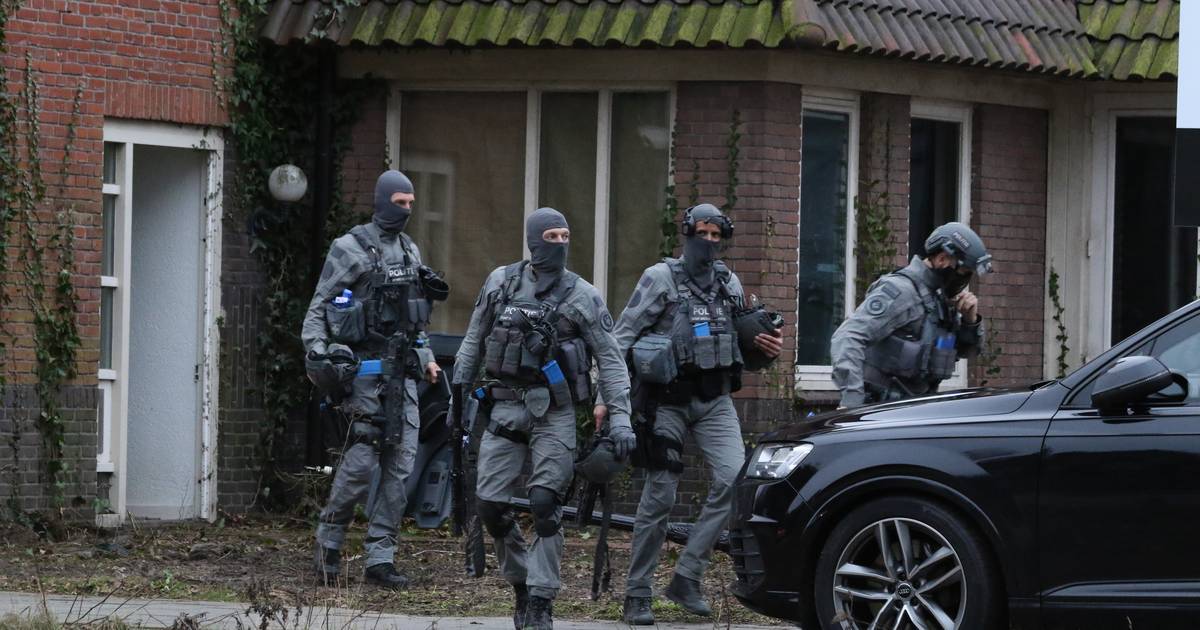 Inval DSI bij voormalig hotel aan Hengelosestraat in Enschede blijkt ...