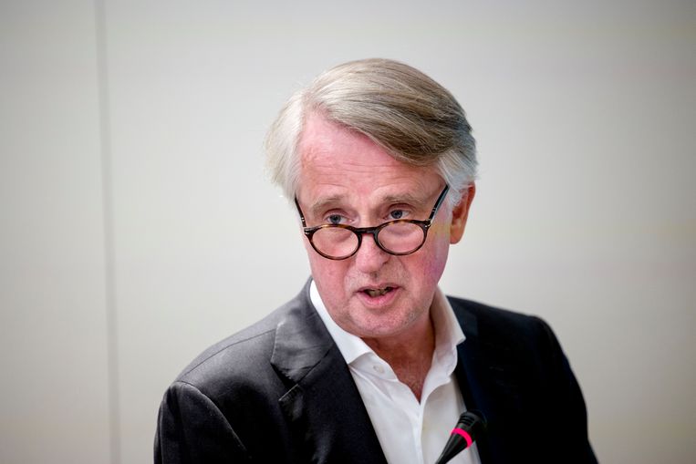 De terugkeer van de rijen op Schiphol luidt vertrek Benschop in