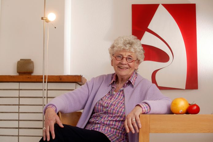 Presentatrice Paula Semer krijgt Gentse Prijs voor de Democratie: “Ze ...