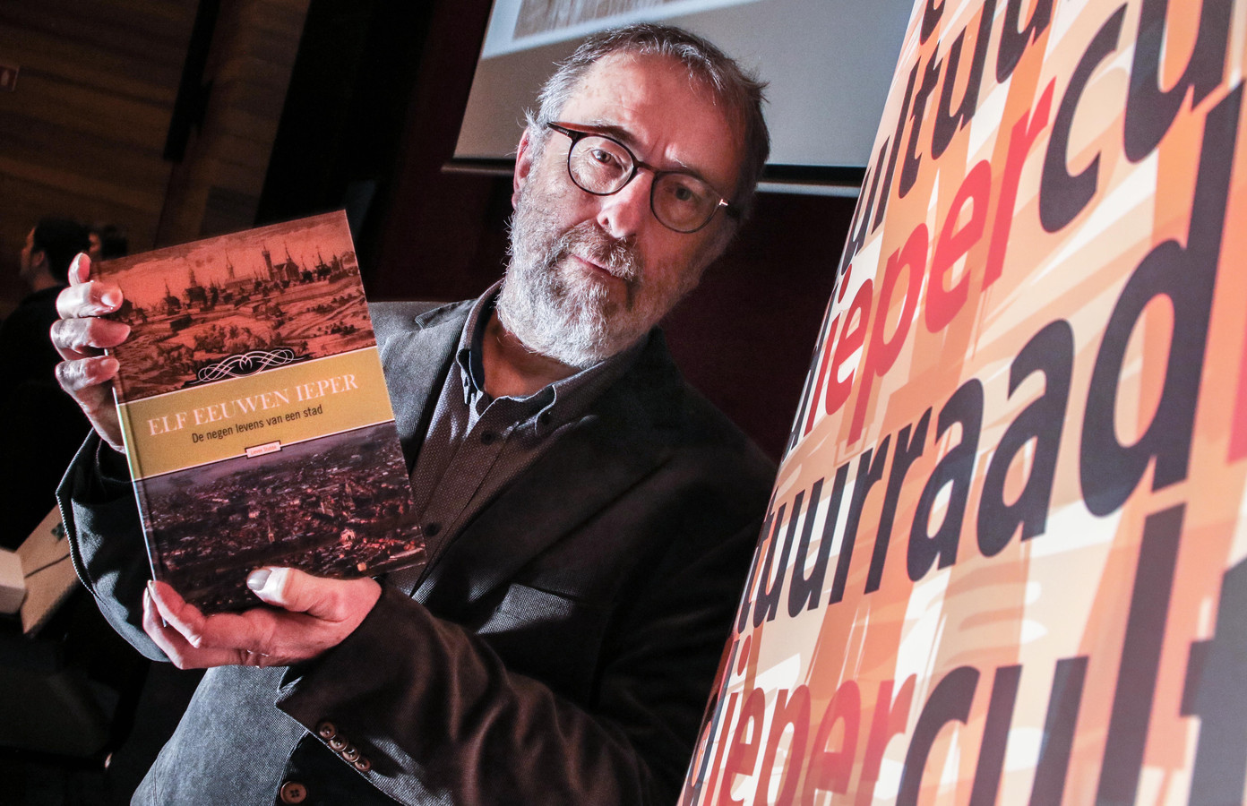 ’Elf eeuwen Ieper’ vertelt verhaal van Ieper in zijn landelijke ...