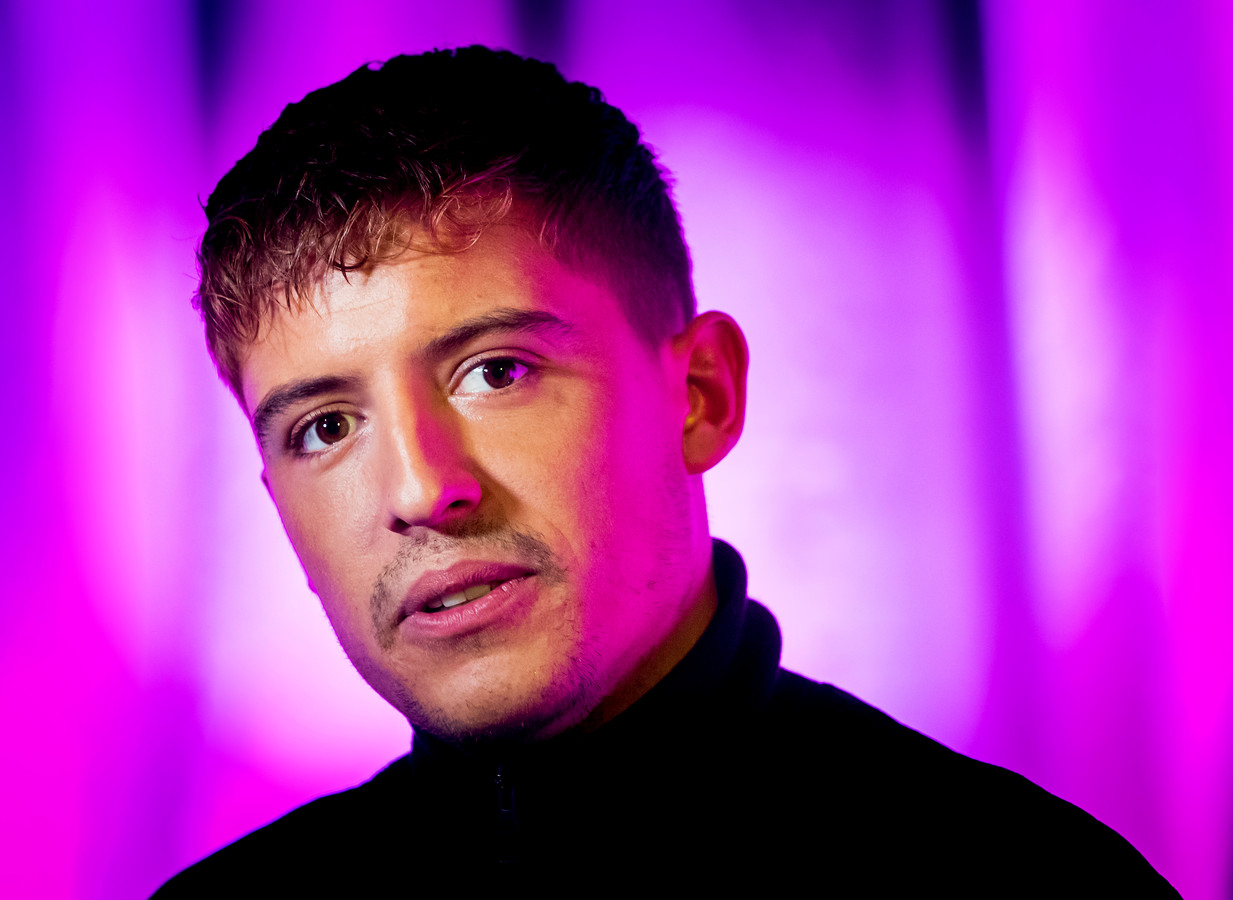 Lil’ Kleine is geen ‘jong jongetje’ meer op nieuw album | Foto | AD.nl