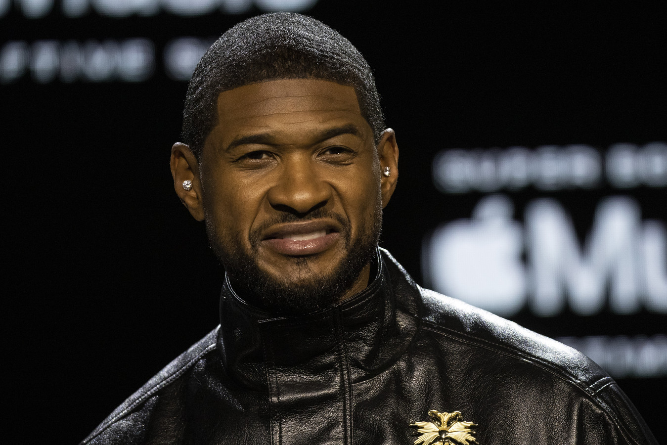 Usher brengt nieuw album uit vlak voor halftime-show Super Bowl | Foto ...