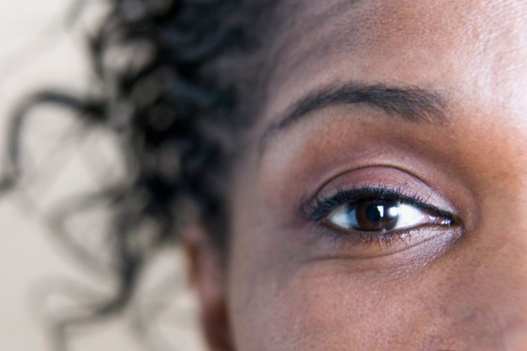 Dit zijn de oorzaken van staar en dít kun je ertegen doen | Libelle