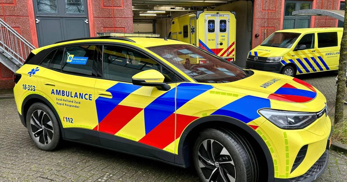 Eerste volledig elektrische autoambulance van regio Zuid-Holland Zuid ...