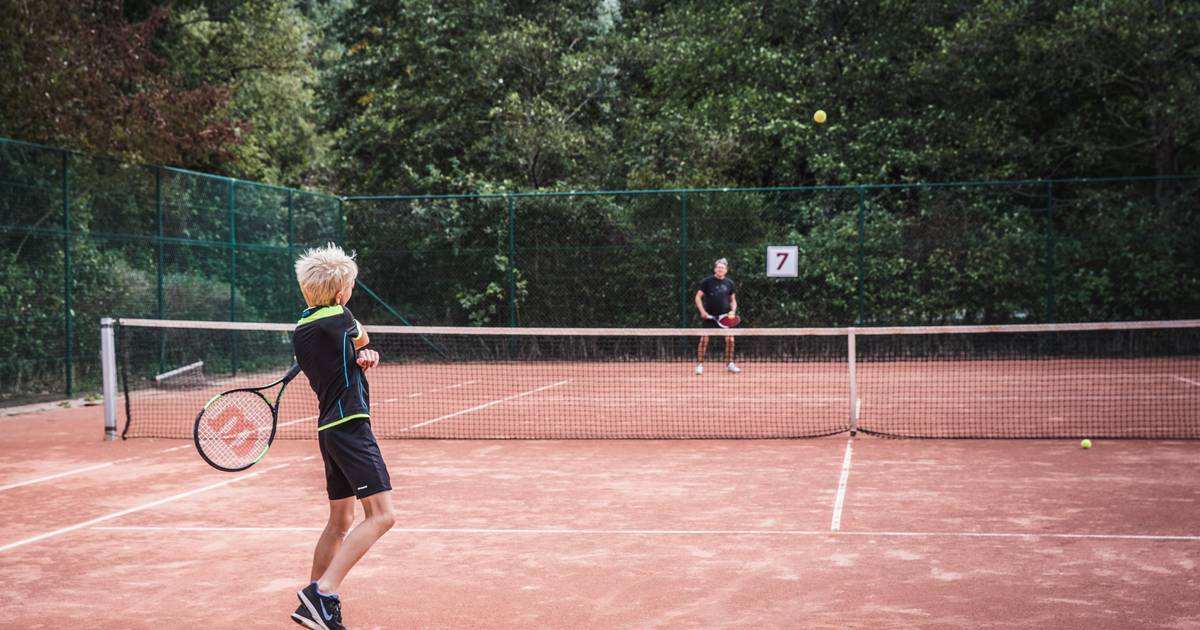 Leer tennissen in tien lessen met ‘Start to tennis’ | Zelzate | hln.be