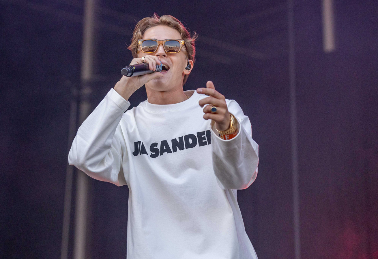 Zanger Antoon kan niet over straat zonder herkend te worden: ‘Na ...