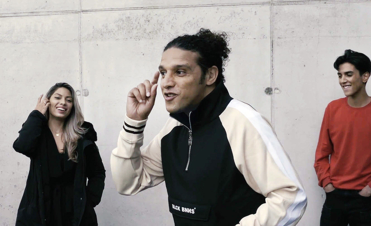 Rappers scoren met succescursus: waarom we betalen voor het verhaal van ...