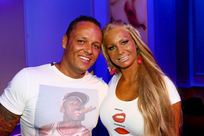 Nieuwe liefde van nog getrouwde Barbie is pornoacteur | Show | AD.nl