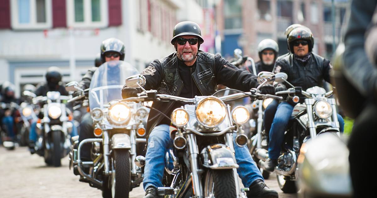 Motorrit is 'altijd weer reünie' | Etten-Leur | AD.nl