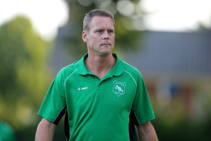 Frank Burgers wordt assistent-trainer bij DCS | Voetbal Liemers ...