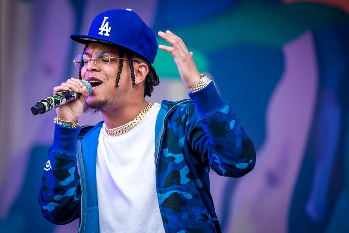 Platenlabel Top Notch breekt met rapper Ronnie Flex | Muziek | hln.be