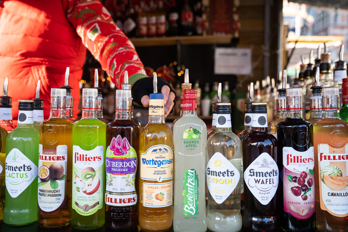 Van 18 smaken jenever tot Oekraïense draken: 7 kraampjes op de ...