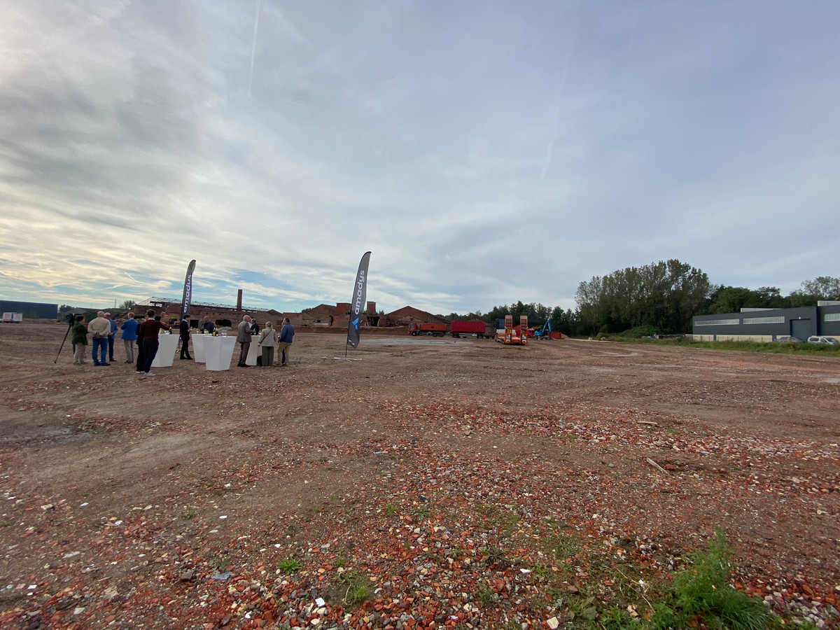 Producent van betonnen glasvezelhuisjes pompt 20 miljoen euro in ...