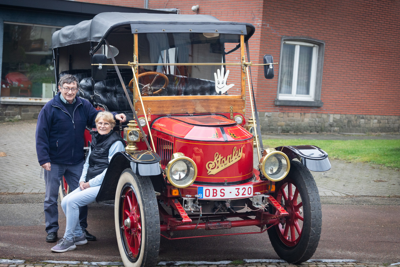 DE VERZAMELAAR. Stoombus uit 1913 is hét pronkstuk tussen de oldtimers ...