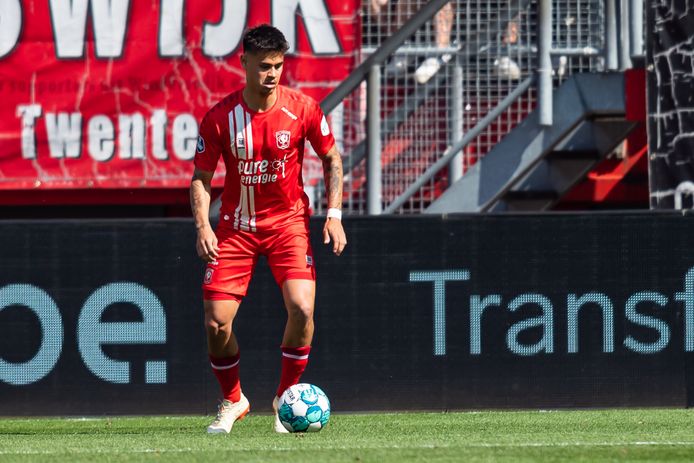 Mees Hilgers en FC Twente bereiken akkoord: verdediger blijft in Enschede | FC Twente | tubantia.nl