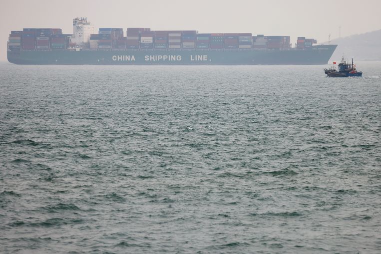 400 ton olie gelekt in de Gele Zee na aanvaring tussen schepen