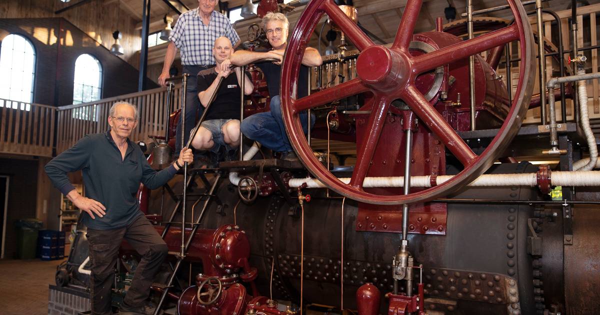 Roestige kolos weer werkend: stoommachine gerestaureerd in Nijnsel ...