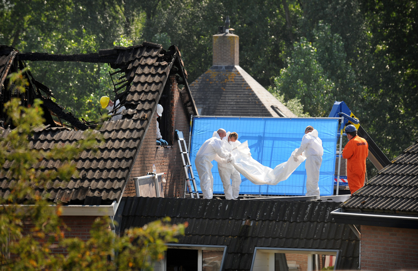 Jongste kinderen weggehaald uit gezin waar vier kinderen de dood vonden ...