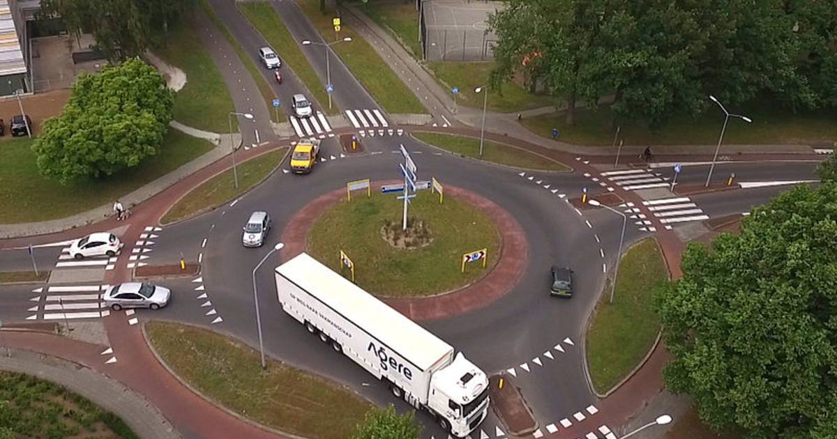 Veiligheid rotonde op ‘gevaarlijkste weg van Nederland’ wordt deze ...