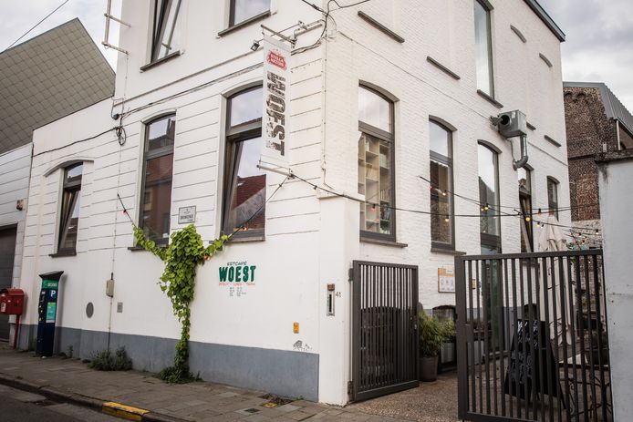 RESTORECENSIE: Restaurant Woest, gezellig tafelen zonder allures | Gent ...