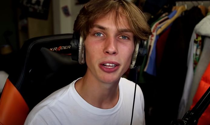 YouTuber Acid breekt binnen in online les van professor UGent: “Hij ...