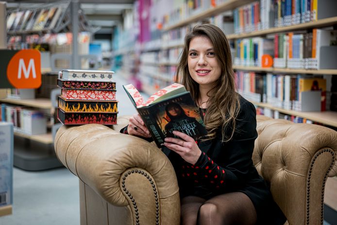 TikTok-influencer Bo uit Enschede leest 100 boeken in 2023 en ...