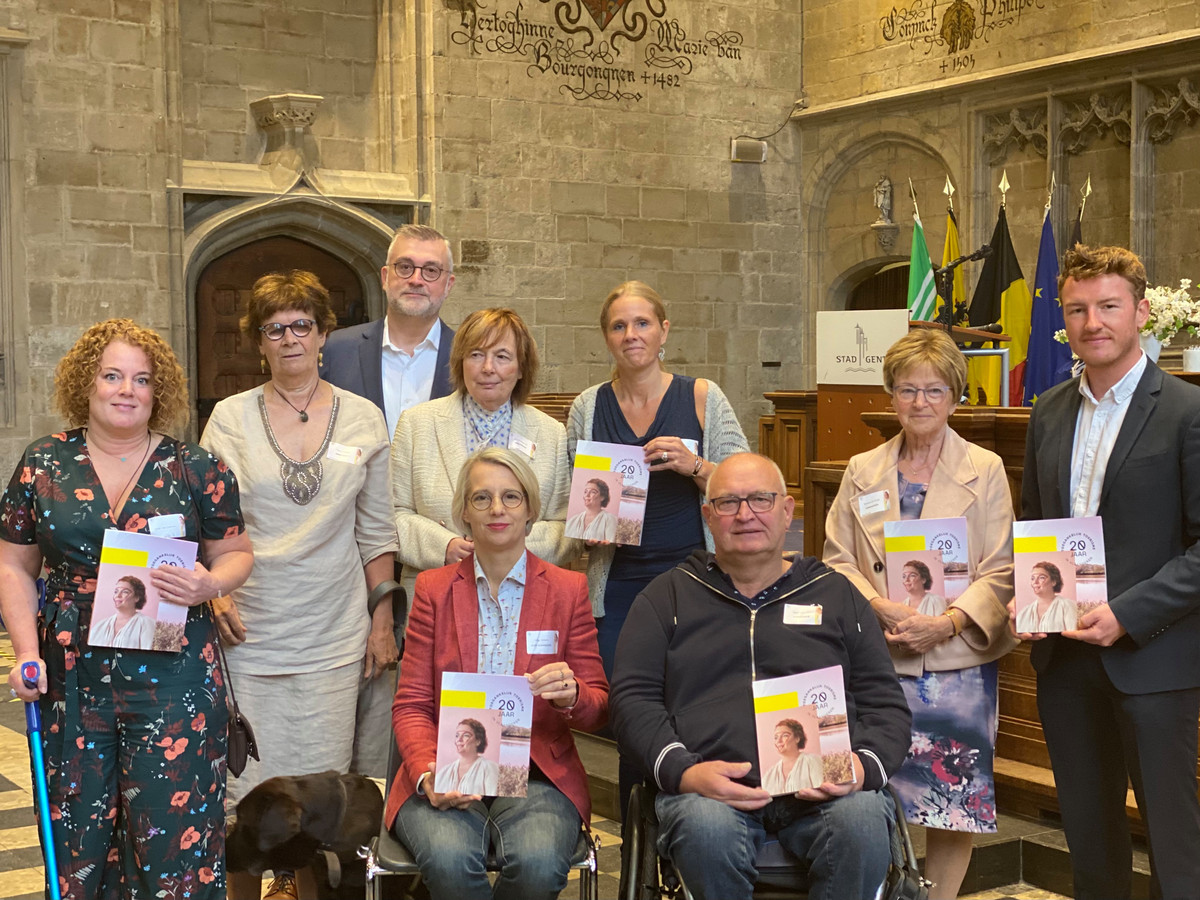 Boek over 20 jaar toegankelijk toerisme in Vlaanderen voorgesteld in ... Boek over 20 jaar toegankelijk toerisme in Vlaanderen voorgesteld in ...