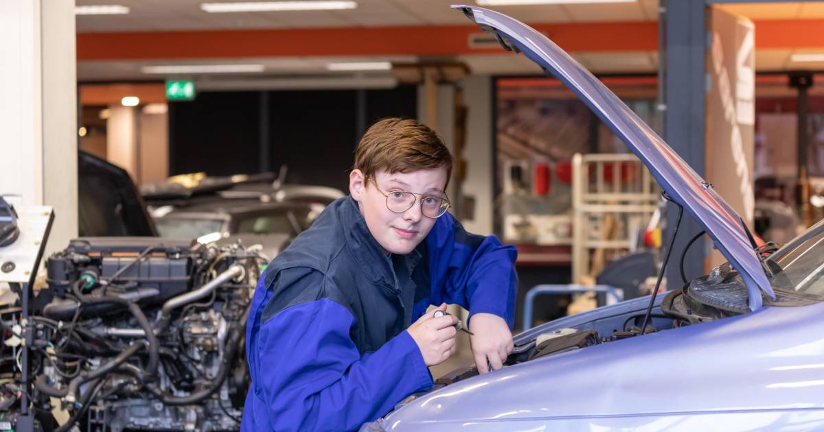 Jaar eerder klaar met opleiding tot automonteur: ‘Fijn voor leerling én ...