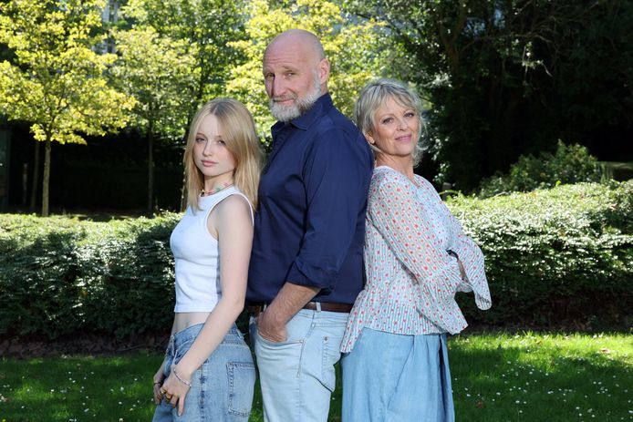 Jan Van Looveren: “Toen ik mijn dochter een elektrische sigaret zag ...