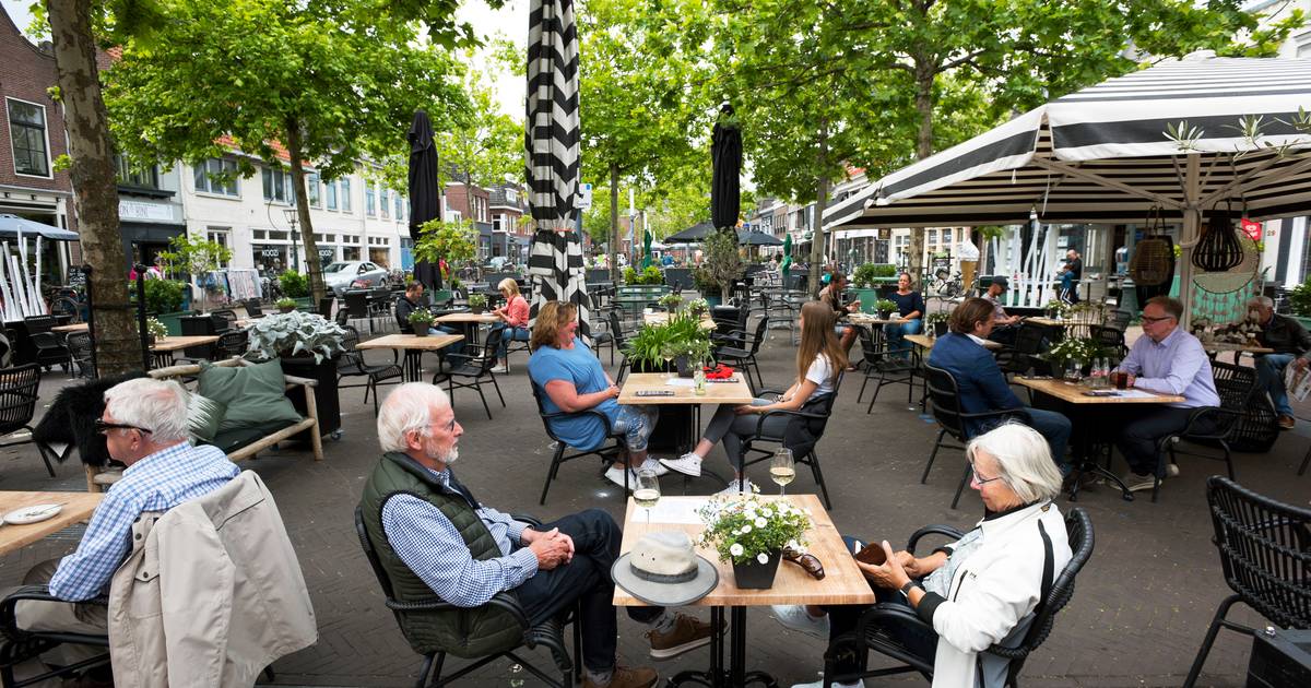 Eindelijk oplossing: markt Breukelen begint eerder, waardoor terras ...
