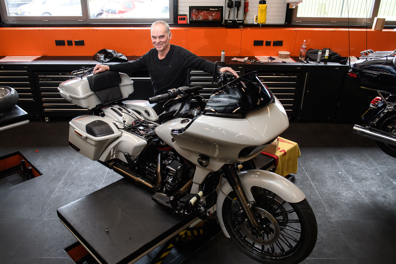 Bert Wessels stopt na 43 jaar sleutelen met Oude Monnink Motors: ‘Het ...