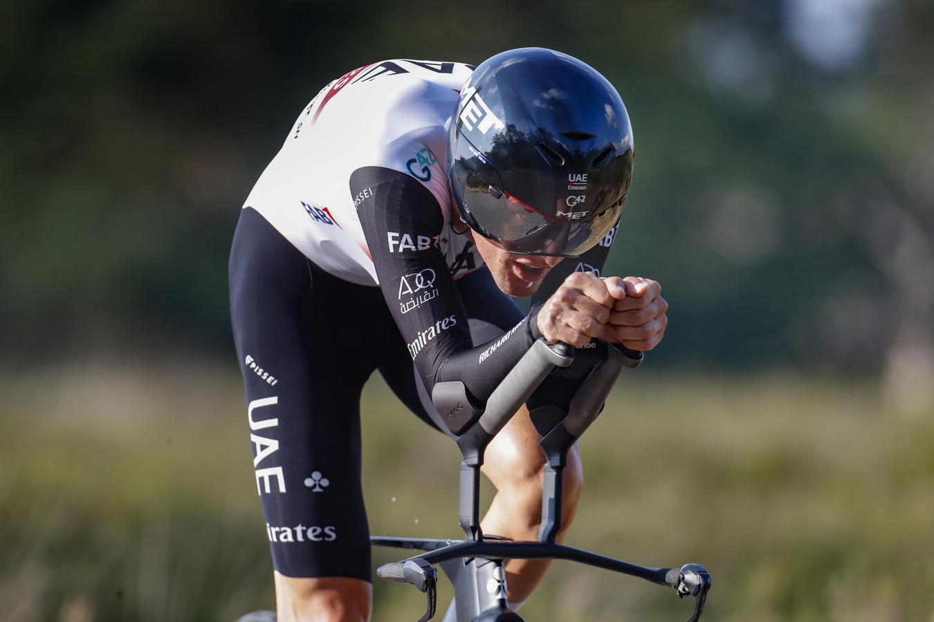 Jasper Philipsen houdt Nederlanders achter zich in Gooikse Pijl, Sjoerd ...