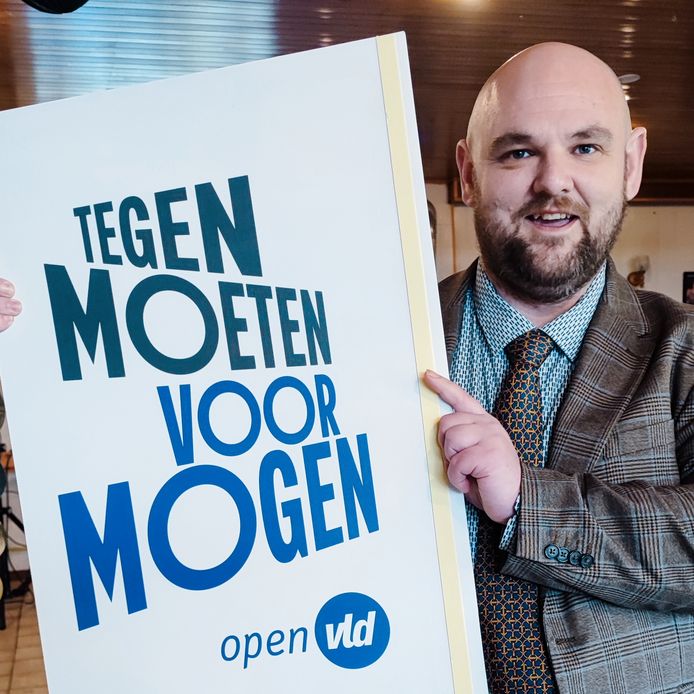 Zelzatenaar Andy Standaert (Open Vld) op lijst Vlaams Parlement ...