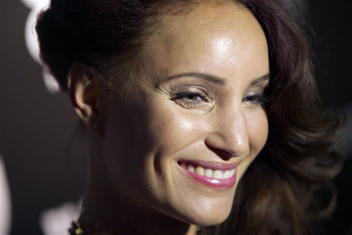 Escha deelt intieme zwangerschapsfoto en Racoon heeft kortste optreden ...