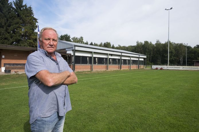 'Bompi' wil zijn veld terug | Schilde | hln.be