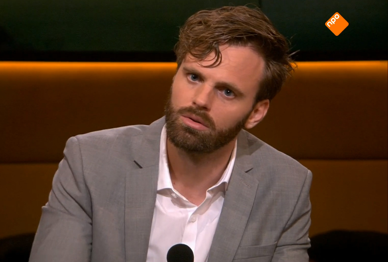 Sfeer Slaat Om Op Hitavond Npo 1 Ergernis Rond Tim Hofman Na Lof Voor