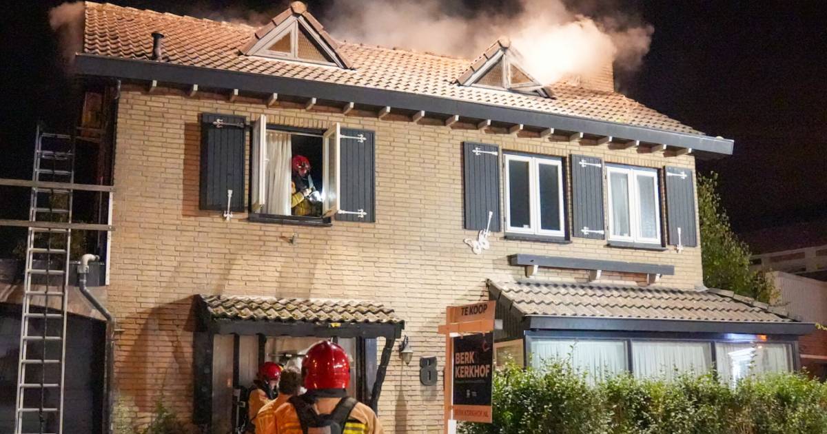 Brand in huis dat te koop staat in Helmond, mogelijk asbest gevonden ...
