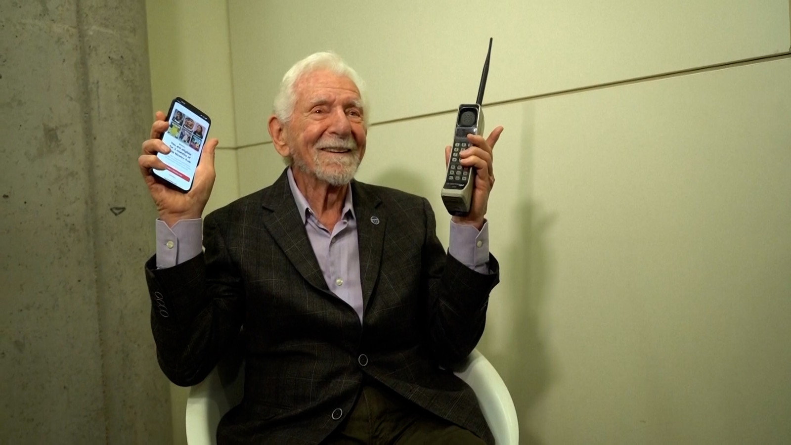 Uitvinder mobiele telefoon, nu 94 jaar, maakt zich zorgen om zijn eigen ... Uitvinder mobiele telefoon, nu 94 jaar, maakt zich zorgen om zijn eigen ...