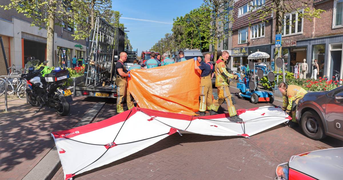 Man komt om nadat pui van etalage op hem valt: ‘Al snel duidelijk dat ...