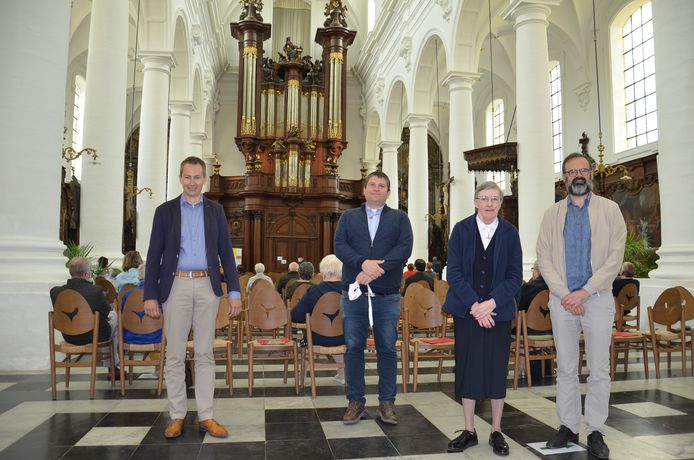 Orgelisten spelen gerestaureerd orgel in tijdens ‘Orgelmarathon’ op ...