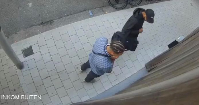 KIJK. Dieven gaan er op klaarlichte dag in Gentse winkel vandoor met ...