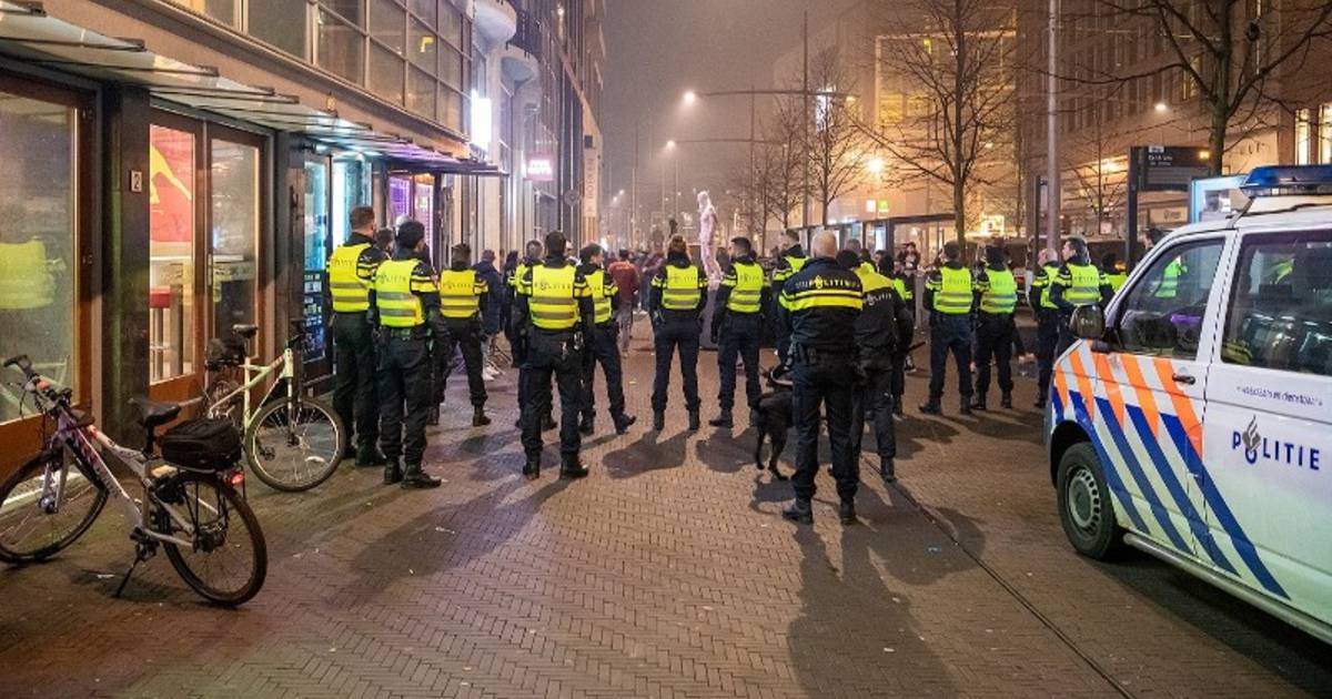 Politie houdt drie verdachten aan na verschillende opstootjes in Hulst | Sint-Gillis-Waas | hln.be
