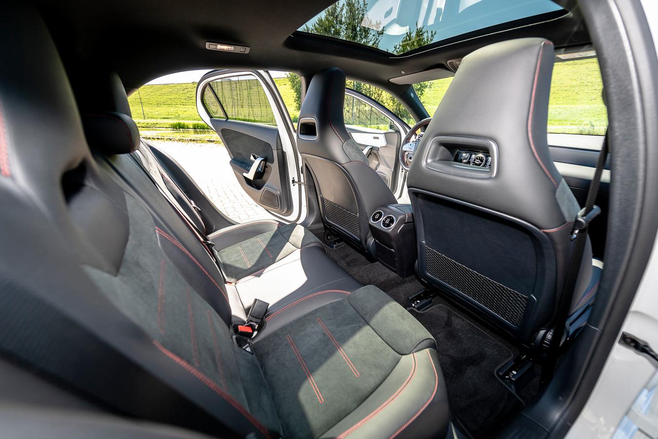 Test Mercedes-Benz A-Klasse: ‘baby-Benz’ met stekker rijdt pittig en ...