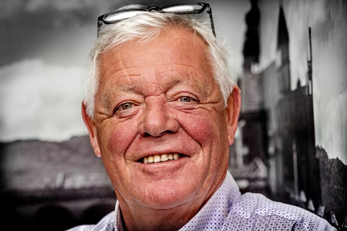 Pacemaker en hulp van Ajax moeten leven Johnny Rep redden: ‘We zijn ...