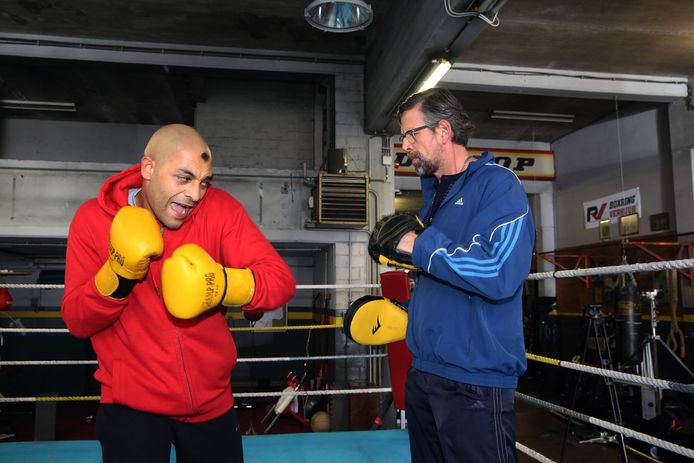 Op de set en in de ring van 'Cool Abdoul' | Film | hln.be